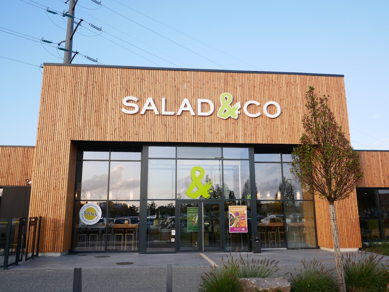Bar à Salade Et Plancha à Volonté Neuville En Ferrain Saladandco